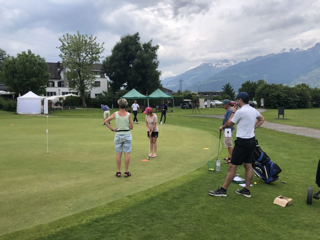 120 Teilnehmer:innen beim Tag der offenen Tür | Golfclub Gams-Werdenberg